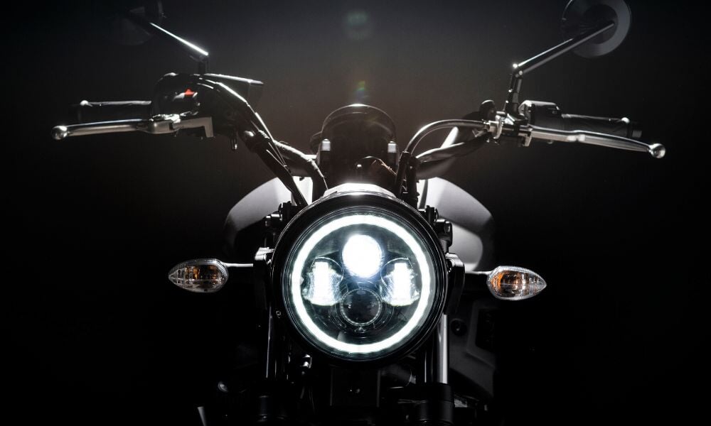 Why LED Headlights Need To Be Electromagnetically Compatible – EagleLights