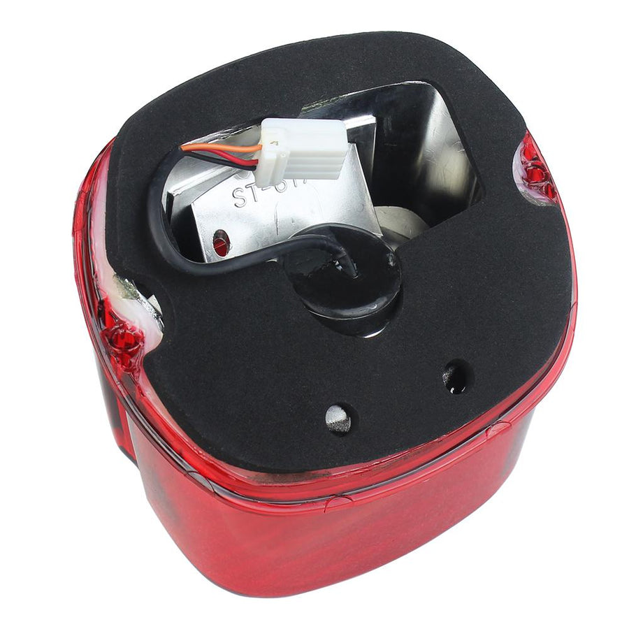 Eagle Lights Layback LED Tail Brake Light Kit for Harley Davidson Moto